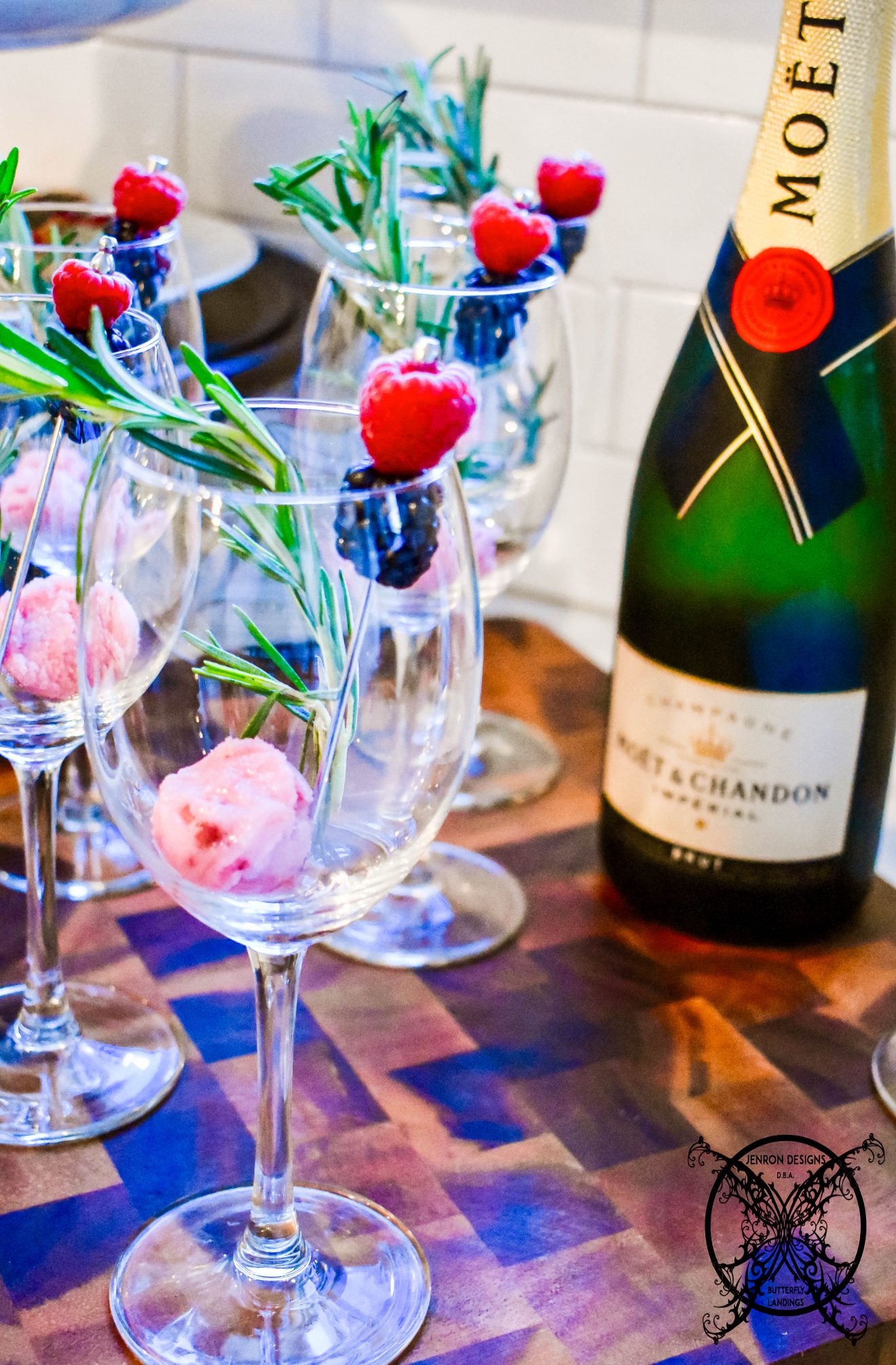 New Year’s Eve Champagne & Toasts – JENRON DESIGNS