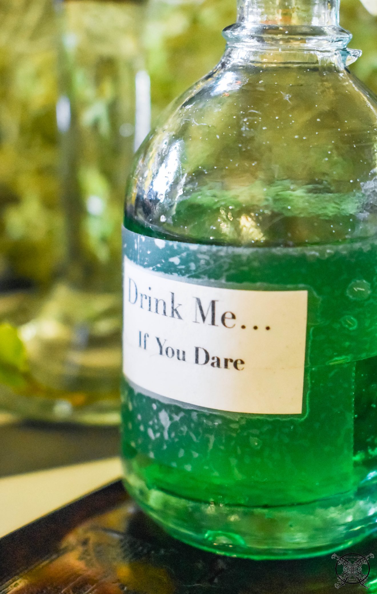 Creepy Halloween Tablescape – JENRON DESIGNS