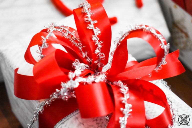 Making a Bow & Gift Wrapping Ideas – JENRON DESIGNS