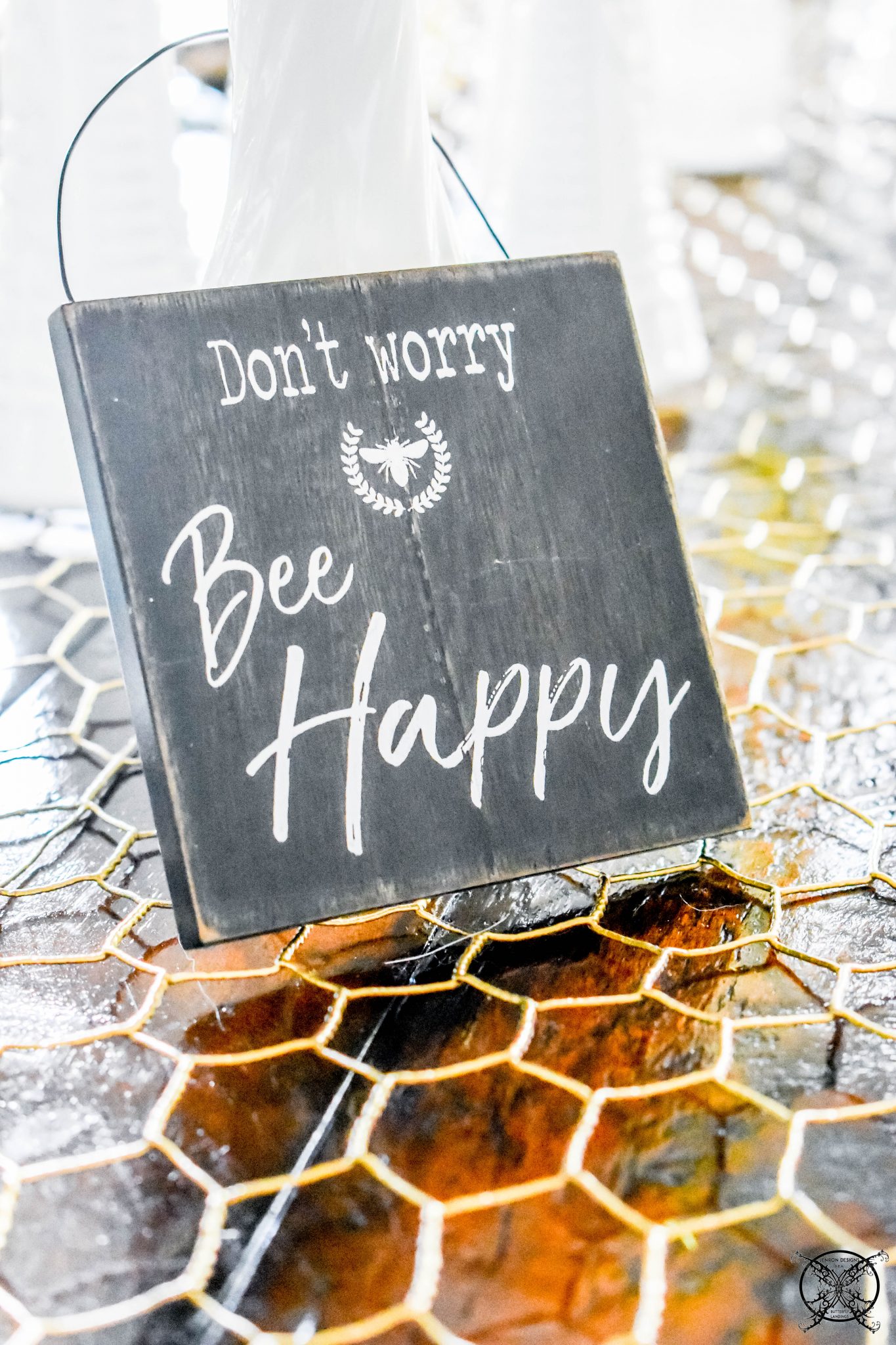 My Honey Bee Tablescape – JENRON DESIGNS