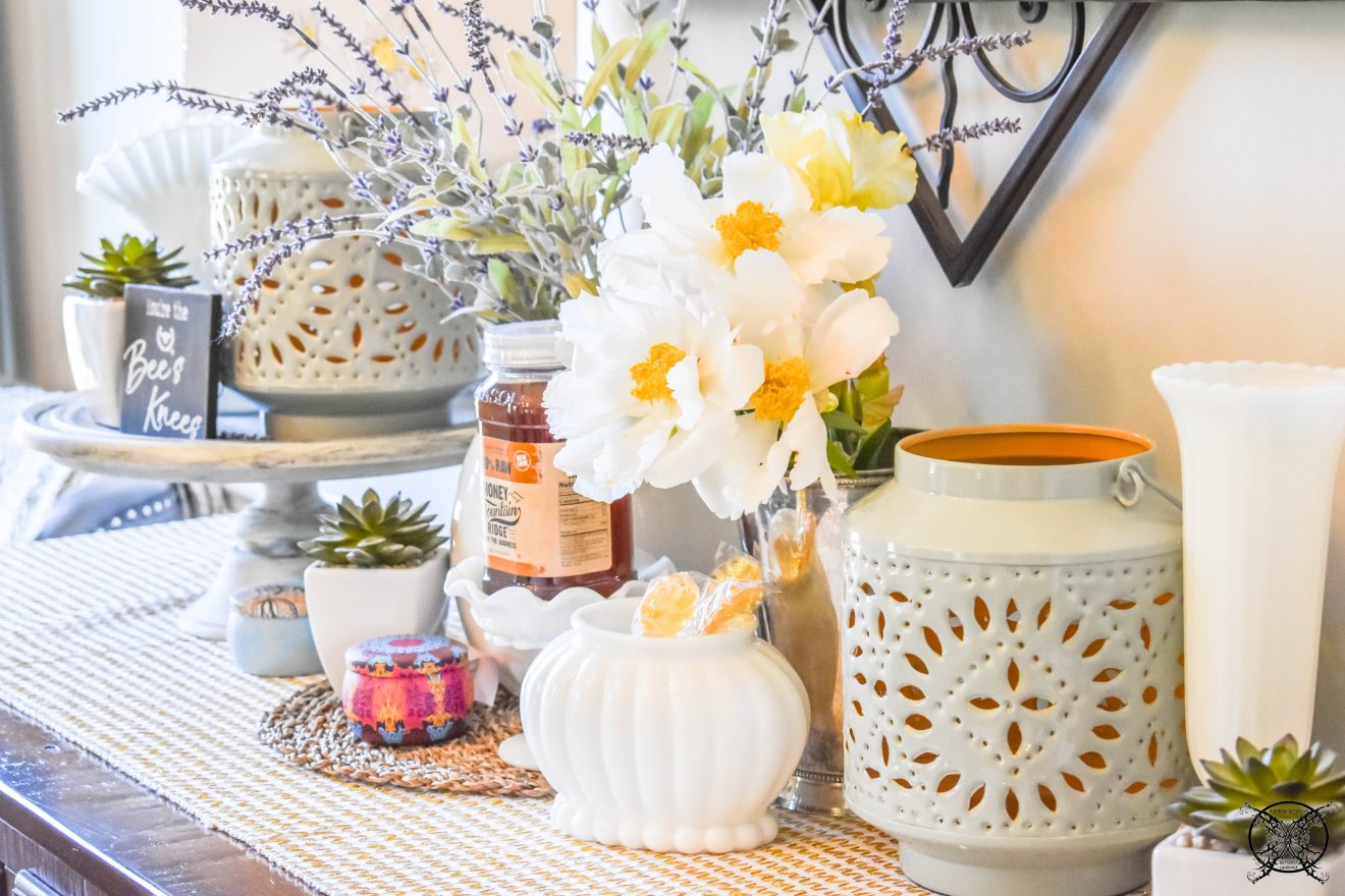 My Honey Bee Tablescape – JENRON DESIGNS