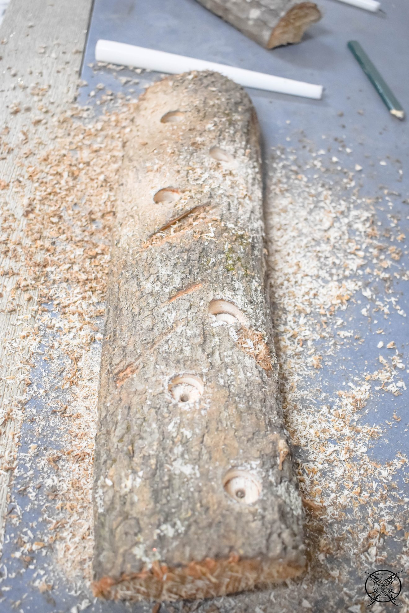 Making a Yule Log Candle Centerpiece – JENRON DESIGNS