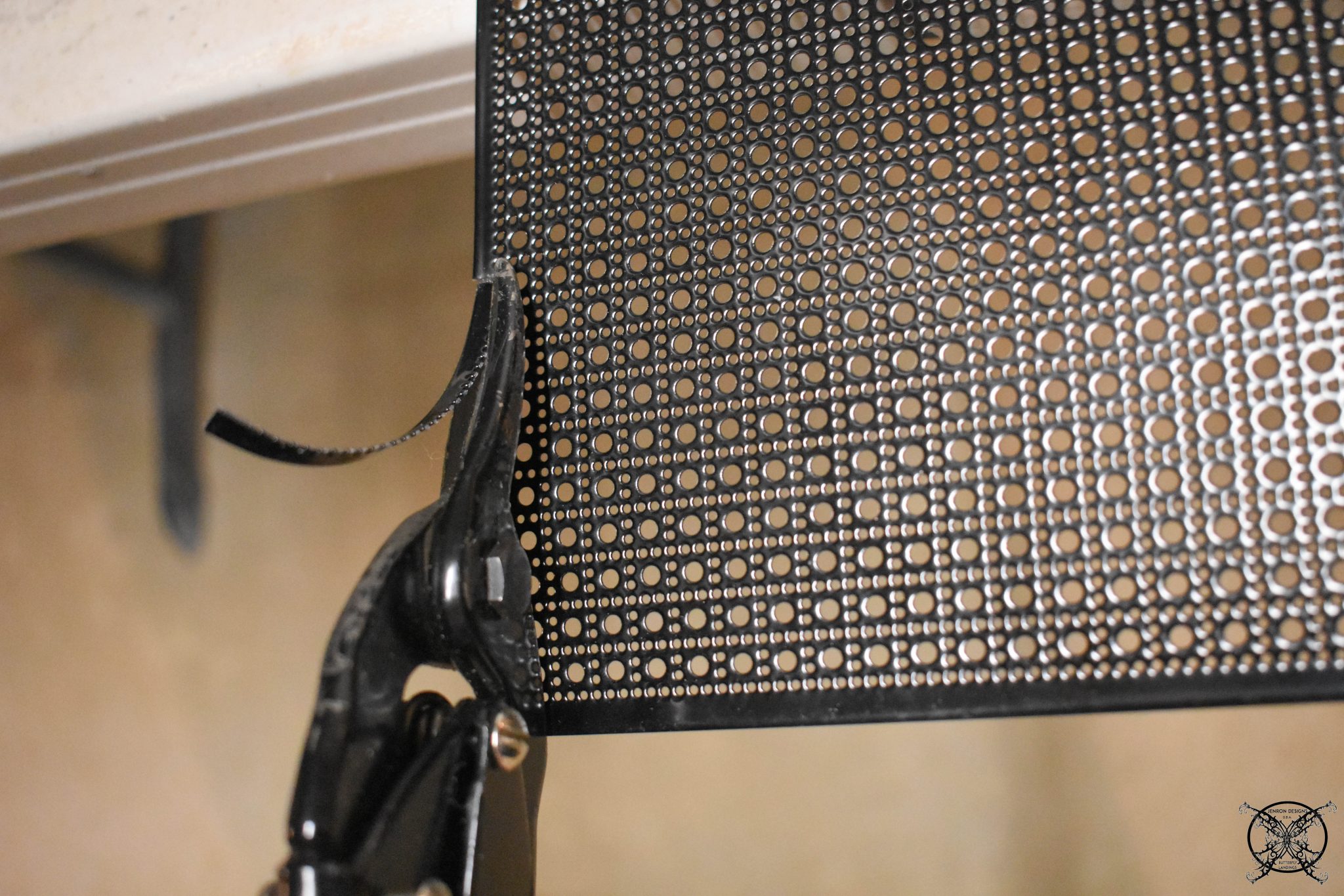 Refinishing a Vintage Radio with Modern Technology – JENRON DESIGNS