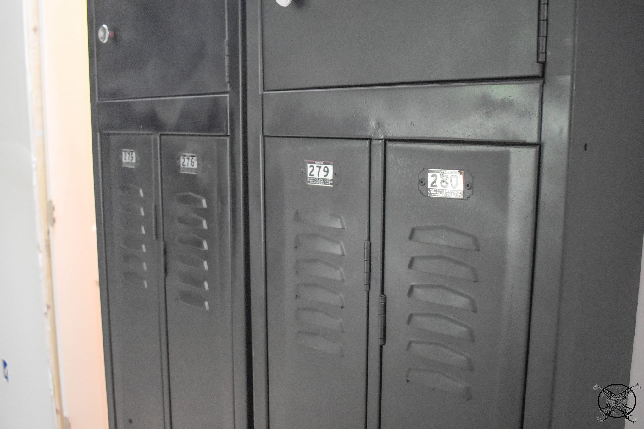 Refinishing Vintage Lockers – JENRON DESIGNS