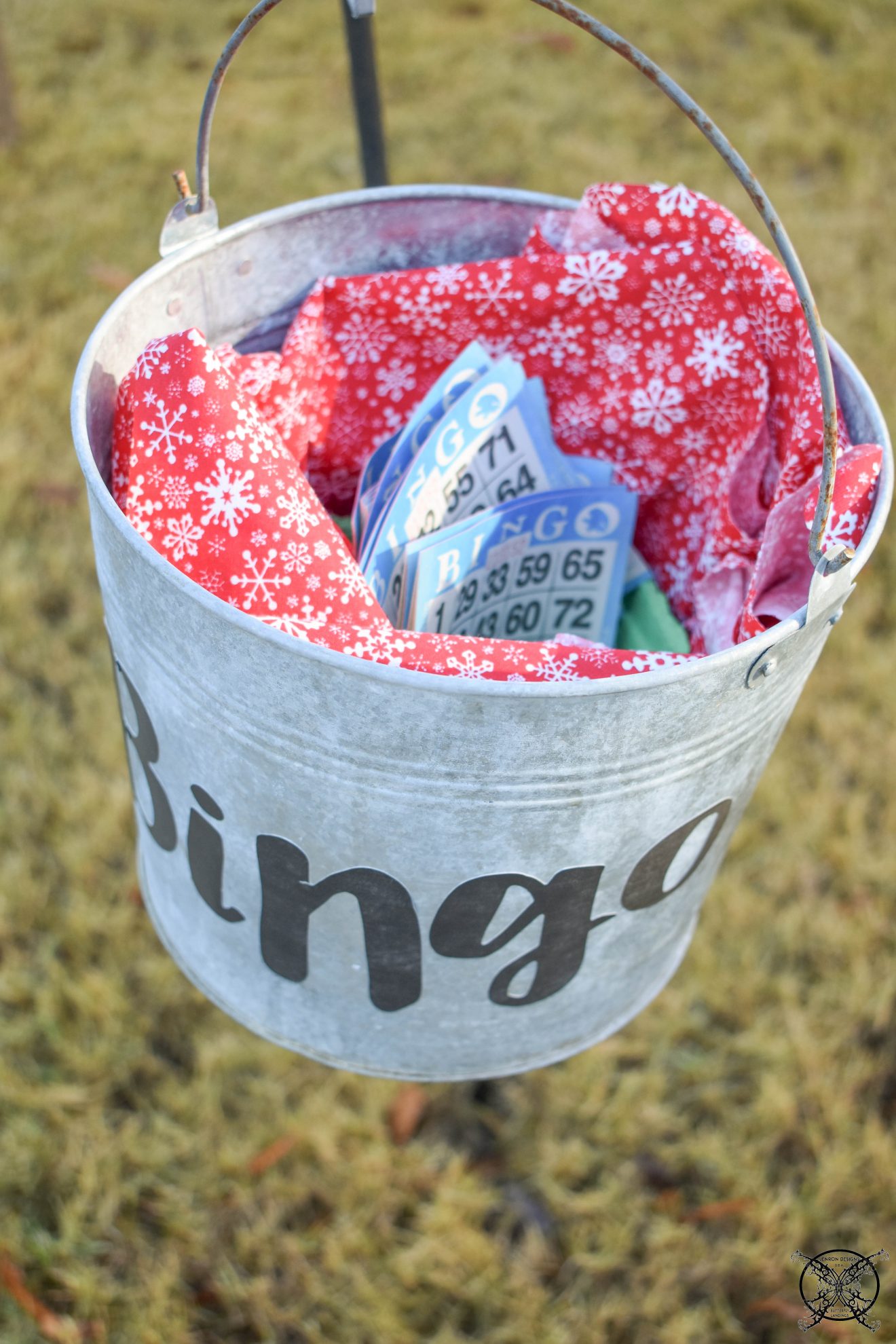 Rudolph’s Reindeer Games Holiday Interactive Yard – JENRON DESIGNS