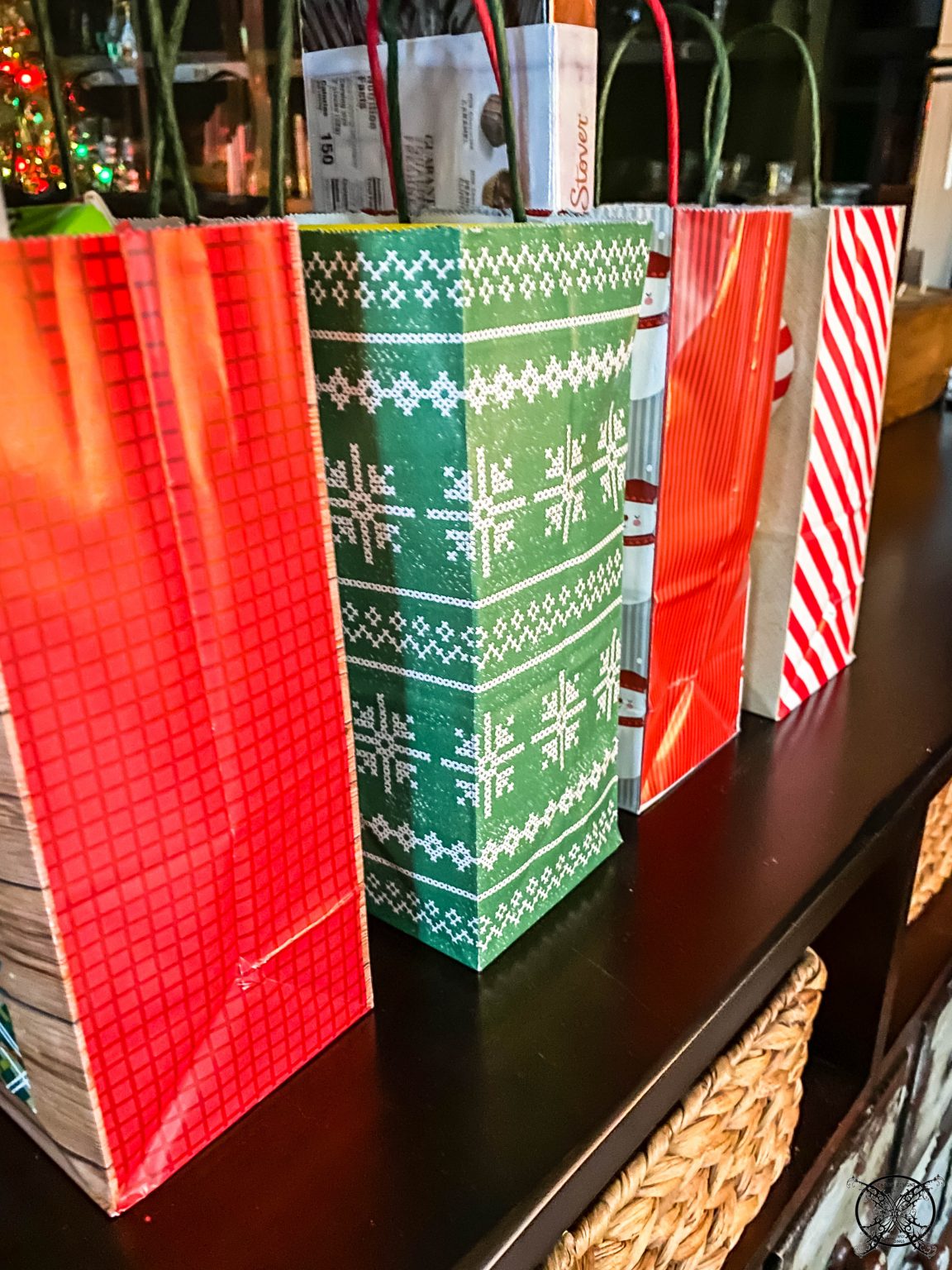 Rudolph’s Reindeer Games Holiday Interactive Yard – JENRON DESIGNS