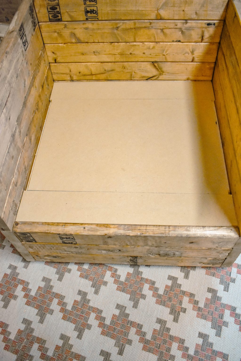 DIY Rustic Swivel Chairs – JENRON DESIGNS