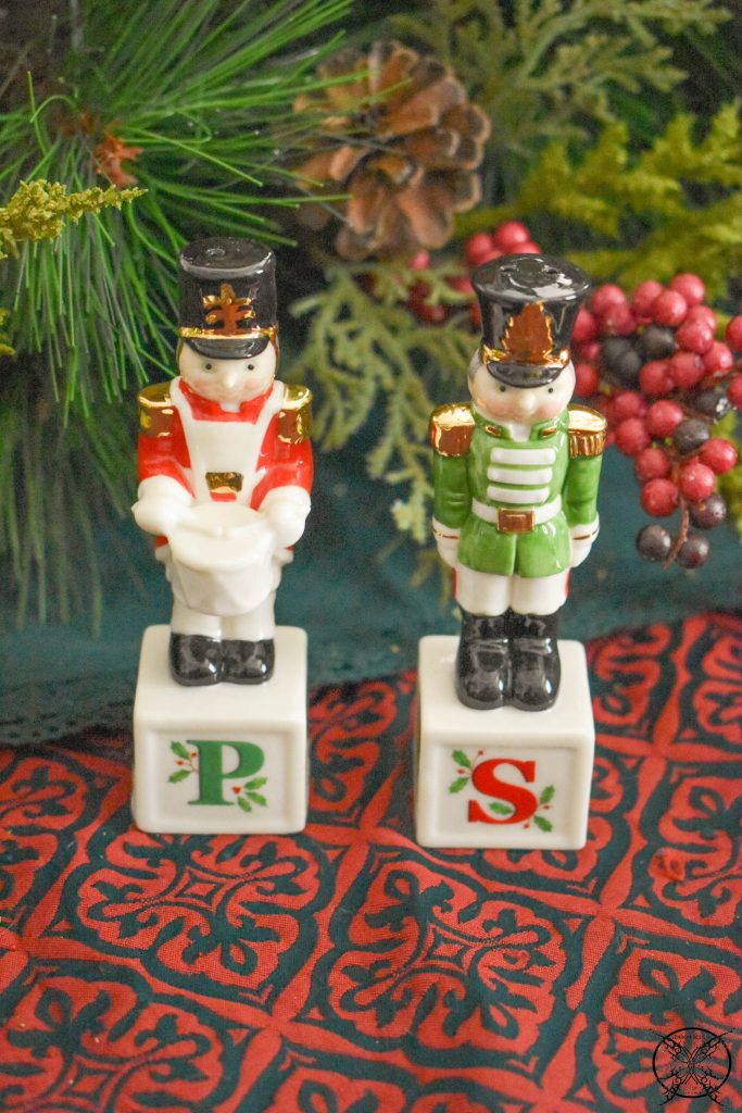 Setting My Nutcracker Dining Table – JENRON DESIGNS